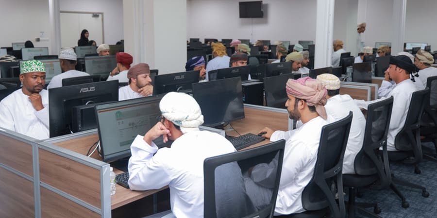 اختبارات ومقابلات لوظائف شاغرة بالوحدات الحكومية من وزارة العمل